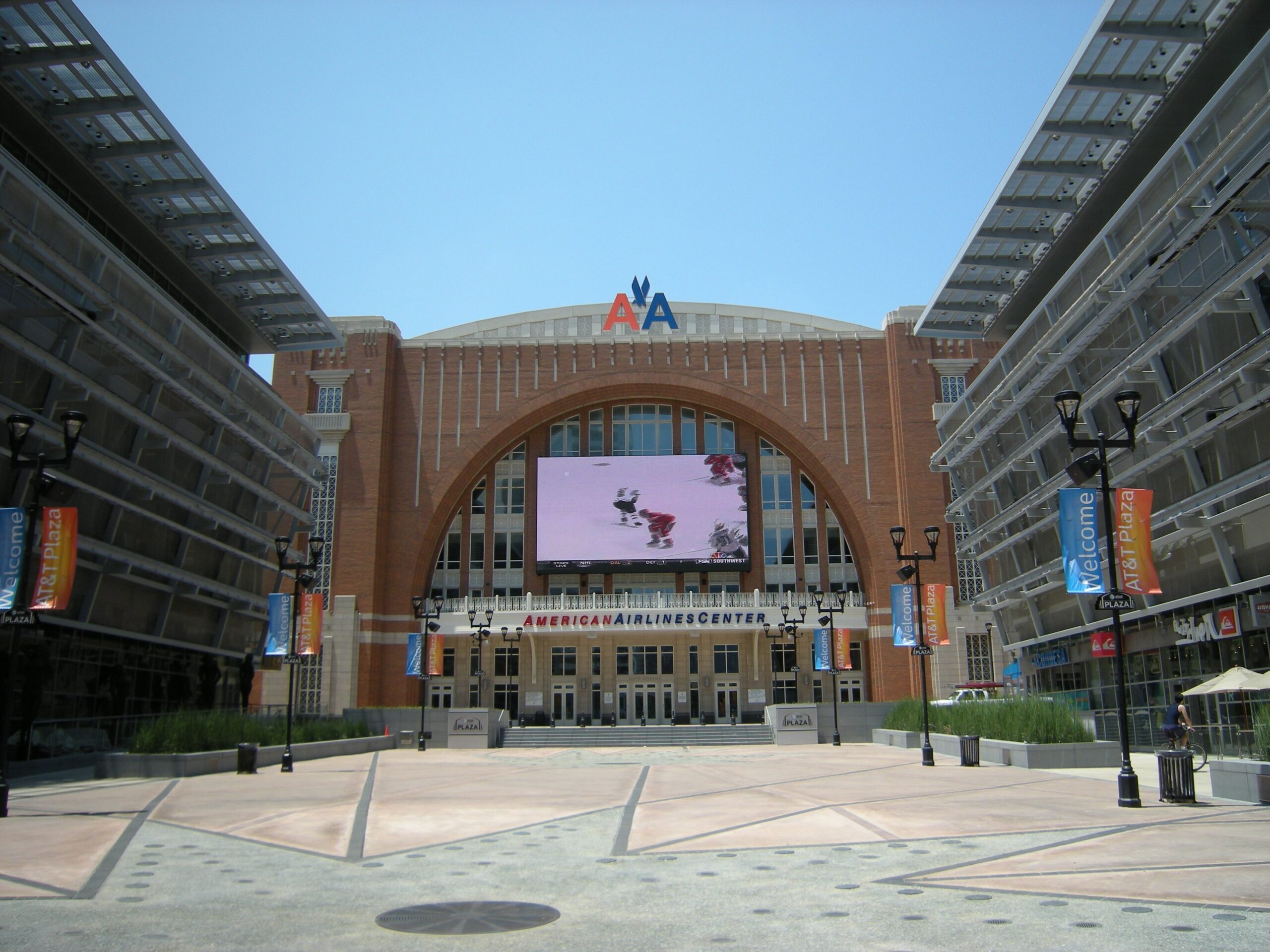 Stadiums & Arenas in Dallas: Your Ultimate Guide - The Stadiums Guide