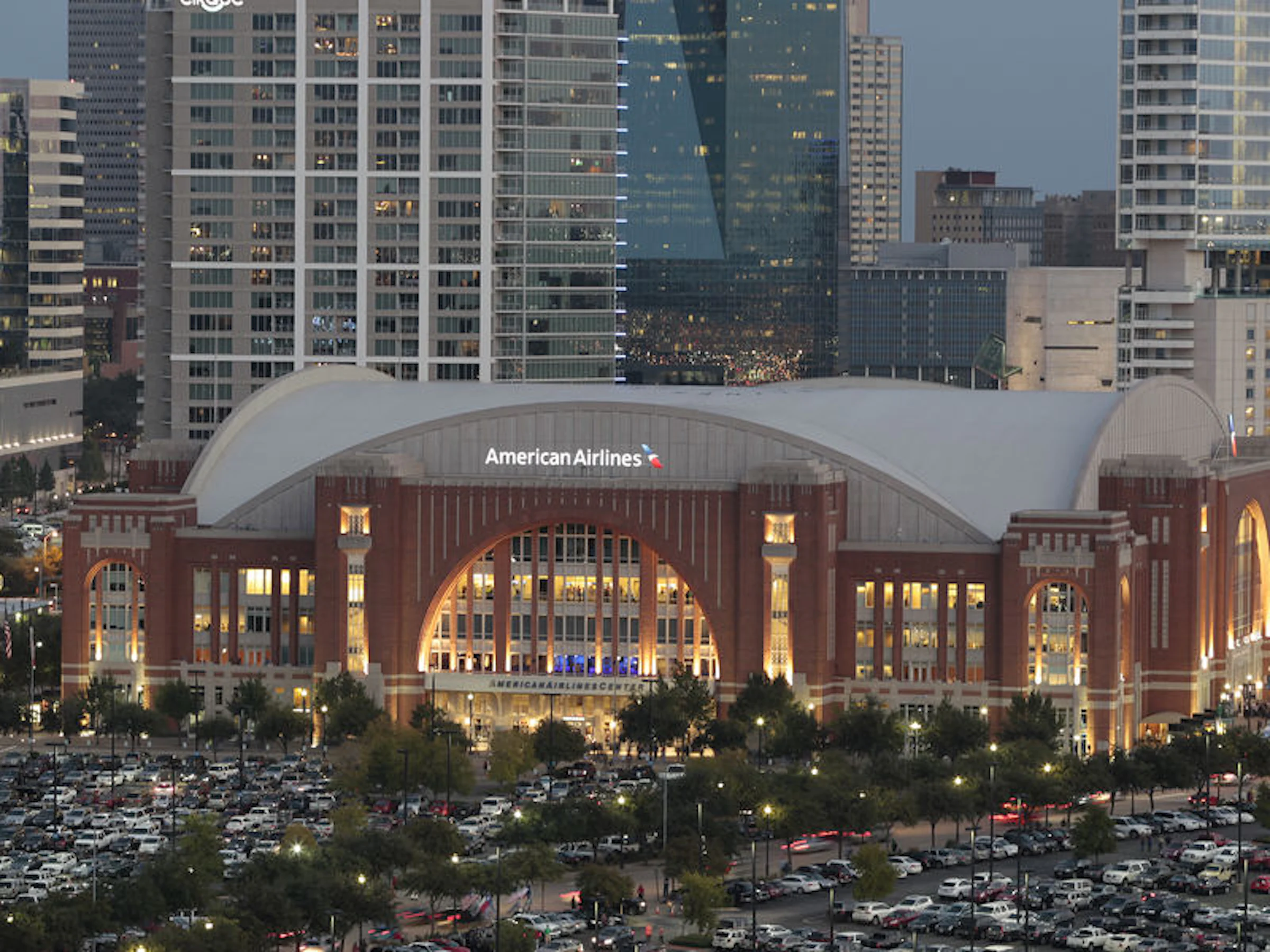 5 of the Best Spots for Parking Near American Airlines Center - The ...